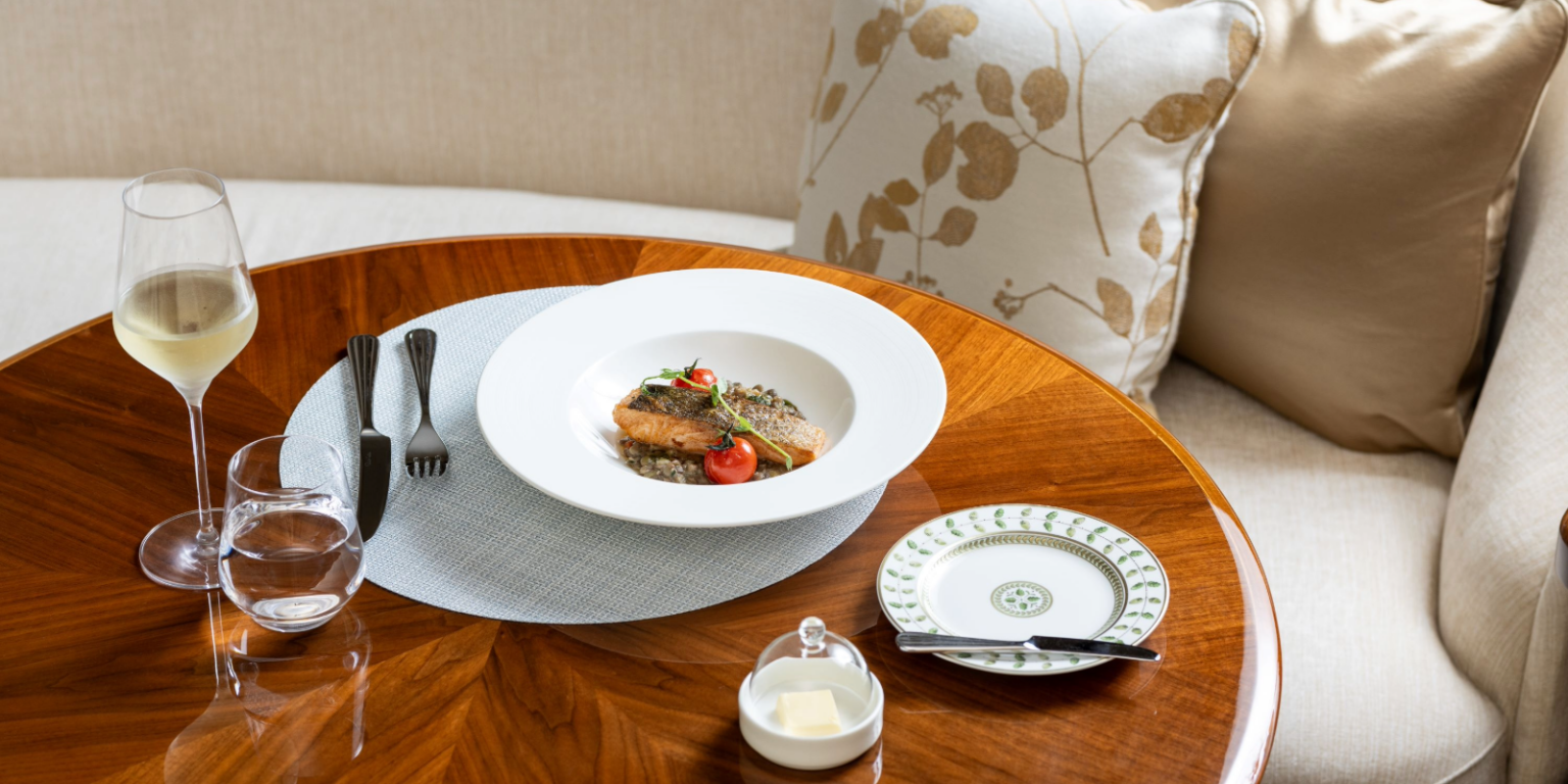 Salon Lanson - Dining at Lanson Place