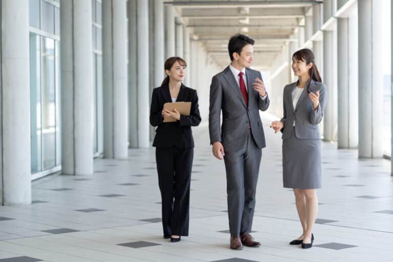 Chinese Culture 101: A Guide to China's Business Culture & Etiquette